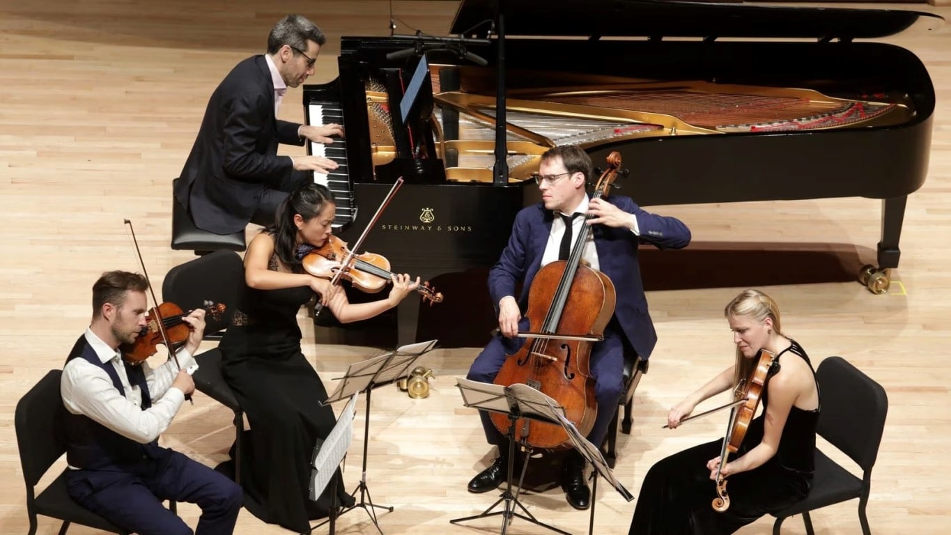 Instruments That Go Well With Piano (Picked by a Pianist!)