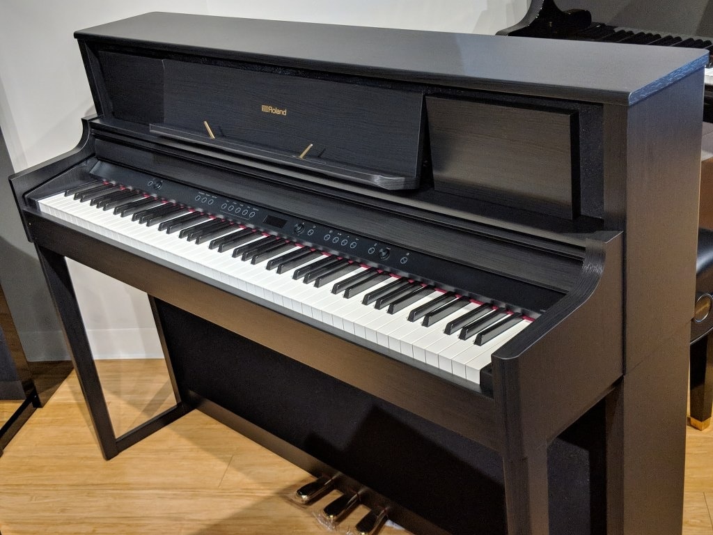 8 Types of Keyboard Pianos You Must Know About!