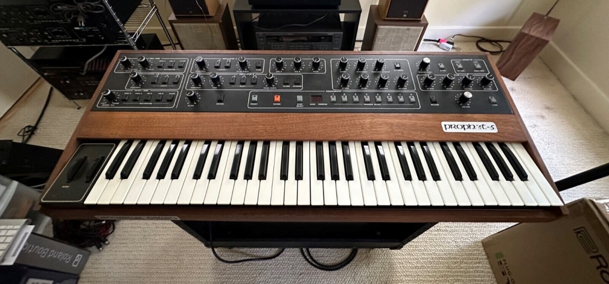 8 Types of Keyboard Pianos You Must Know About!
