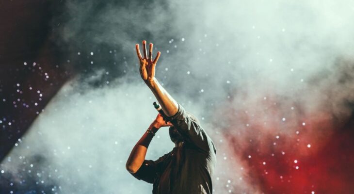 9 Singers With the Highest Vocal Range - Octave Wizards!