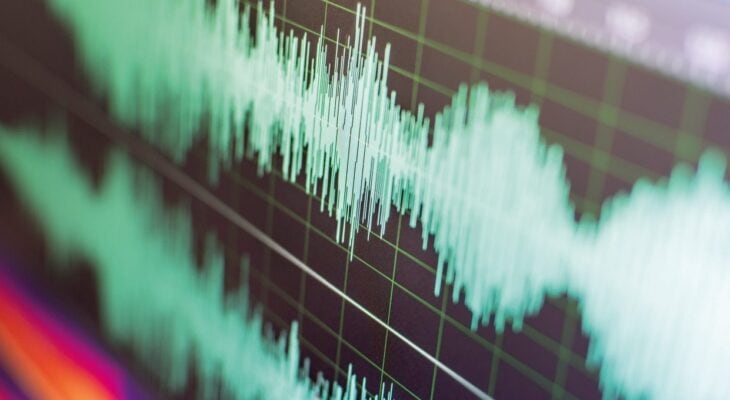 Fundamentals vs Overtones in Music / Audio (Explained!)