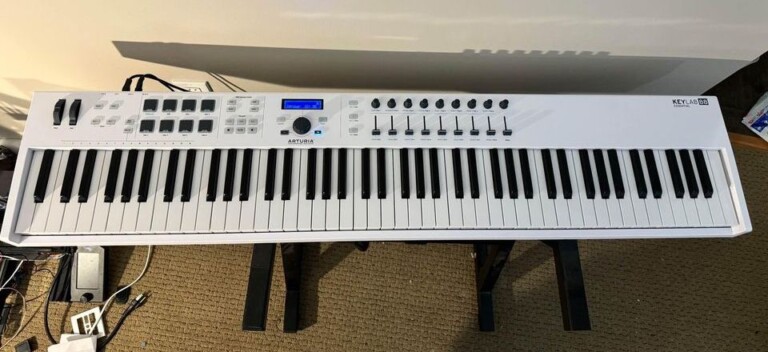 49 vs 61 vs 88 Keys - Best Keyboard & MIDI Controller Size?