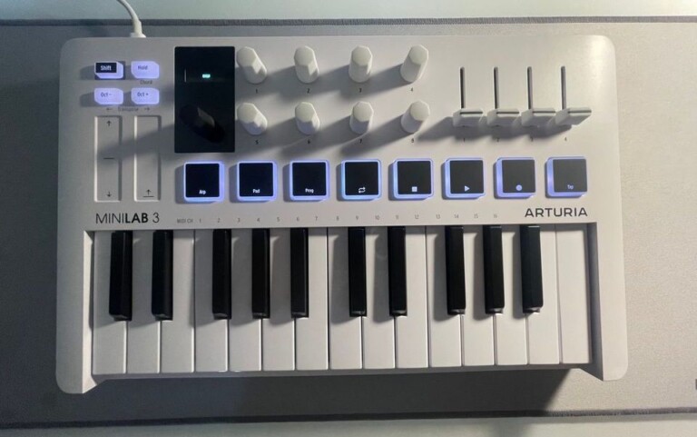 4 Best MIDI Keyboards / Controllers for Reaper