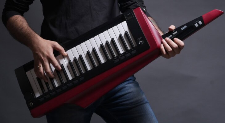 4 Best Keytars with MIDI Support - Rock in Style!
