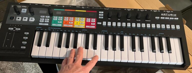 Best MIDI Keyboards / Controllers for Ableton - 5 Soulmates!