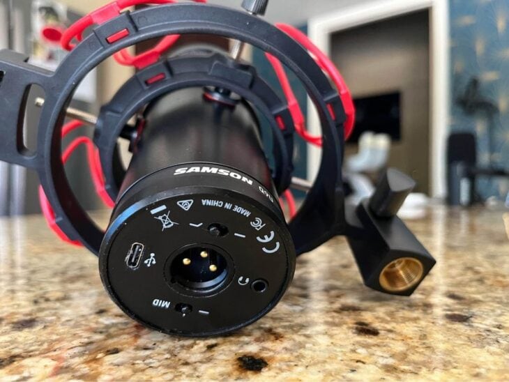 7 Shure SM7B Alternatives – Crystal Clear Dynamic Mics!