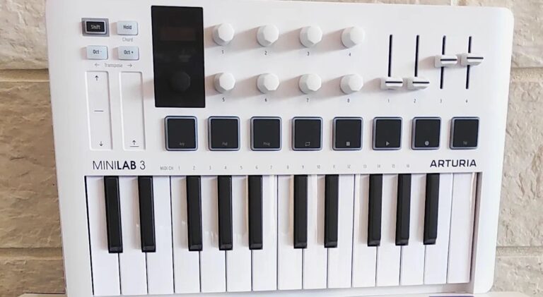 Arturia MiniLab 3 Review – The Best Backpack MIDI Keyboard!